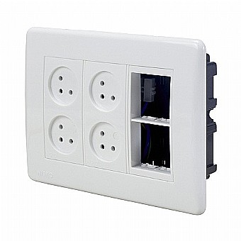 עמדת NISKO OFFICE תחת הטיח 6 מודול, 4 שקעים ומתאם גוויס | אינסטלציה חשמלית | עמדות עבודה