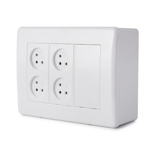 עמדת NISKO OFFICE על הטיח 6 מודול, 4 שקעים | אינסטלציה חשמלית | עמדות עבודה