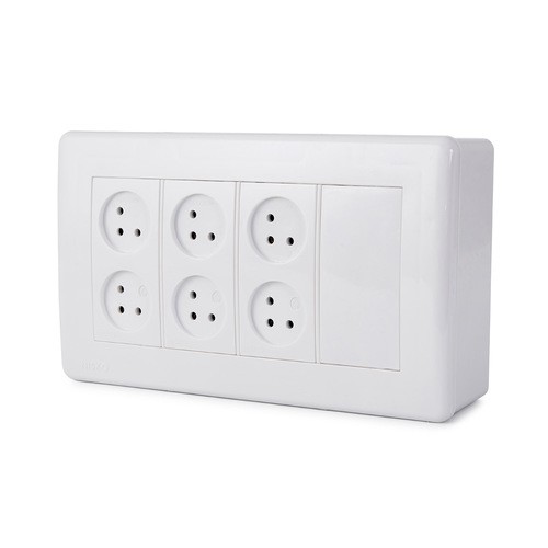 עמדת NISKO OFFICE על הטיח 8 מודול, 6 שקעים | אינסטלציה חשמלית | עמדות עבודה