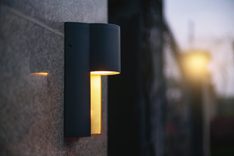 גוף תאורה צמוד קיר אפור URBAN LUTEC GU10 MAX 7W IP54